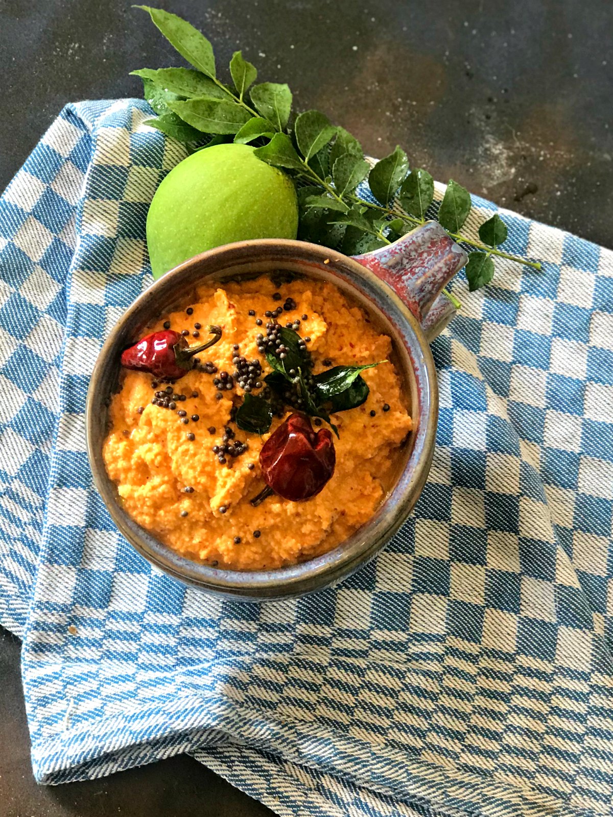 Raw Mango & Coconut Chutney | sinamontales